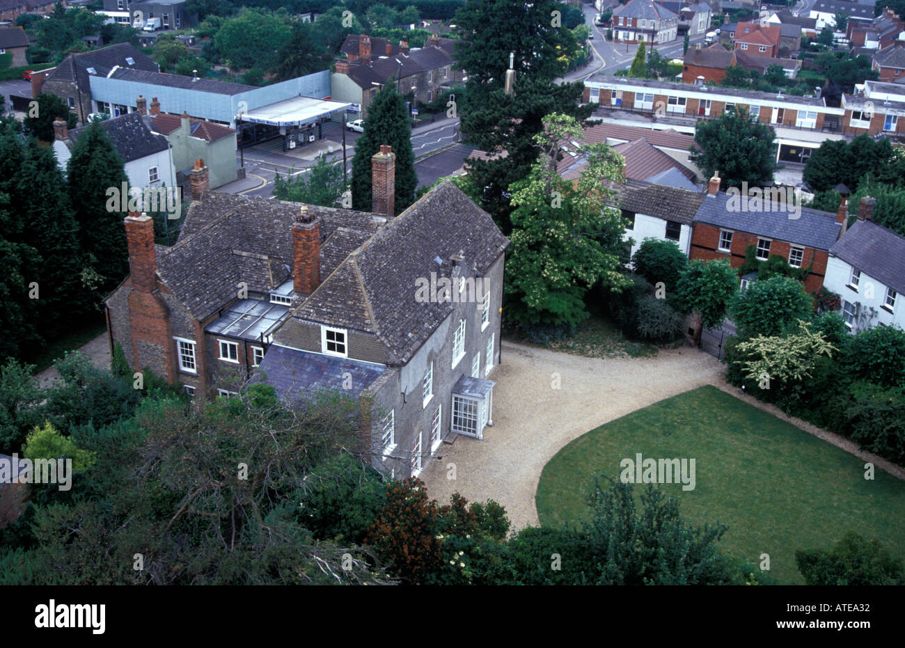 High street highworth wiltshire hi-res stock photography and images - Alamy