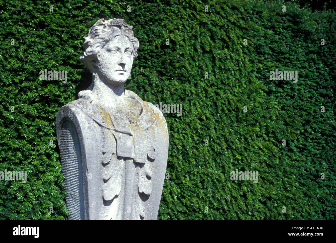 A statue in Kew Gardens Stock Photo - Alamy