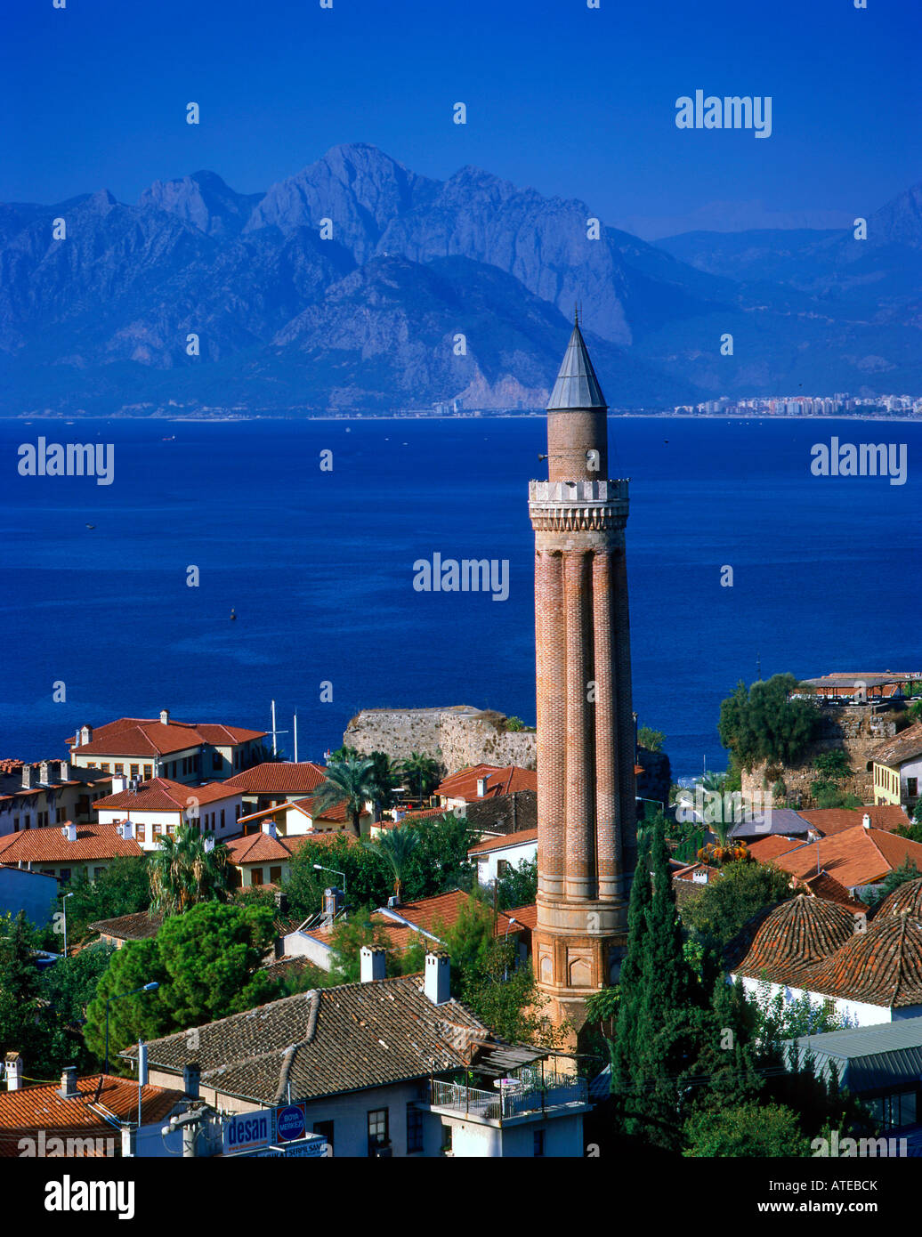 Fluted minaret mosque antalya hi-res stock photography and images - Alamy