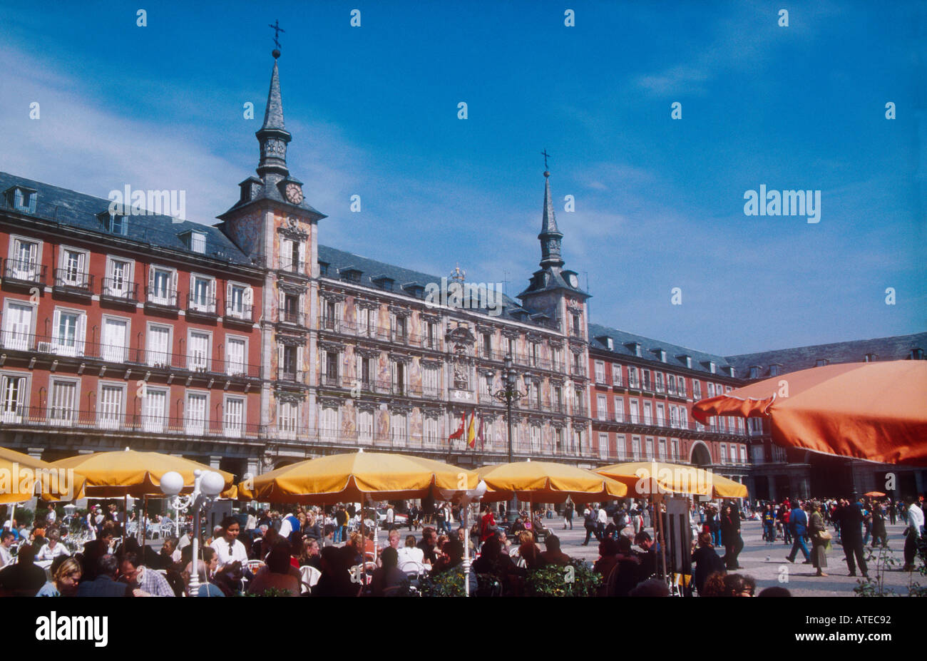 Parasol shades hi-res stock photography and images - Alamy