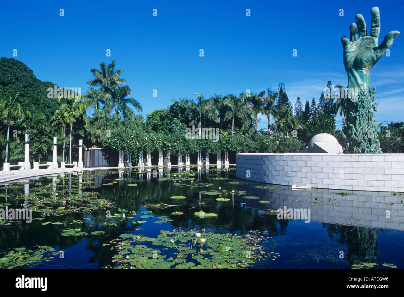 42 feet hi-res stock photography and images - Alamy