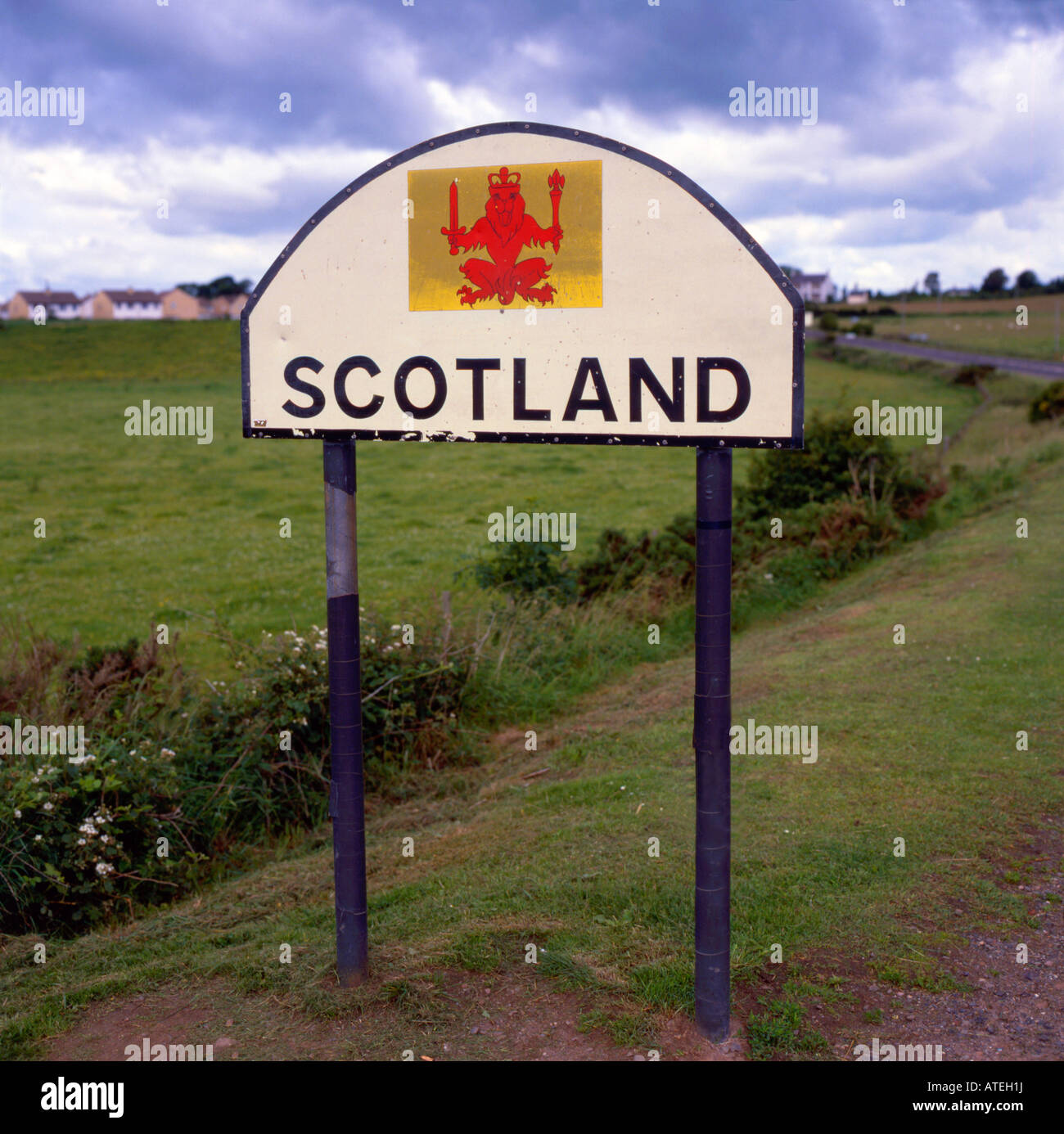 A road sign displaying the name 'Scotland' Stock Photo - Alamy
