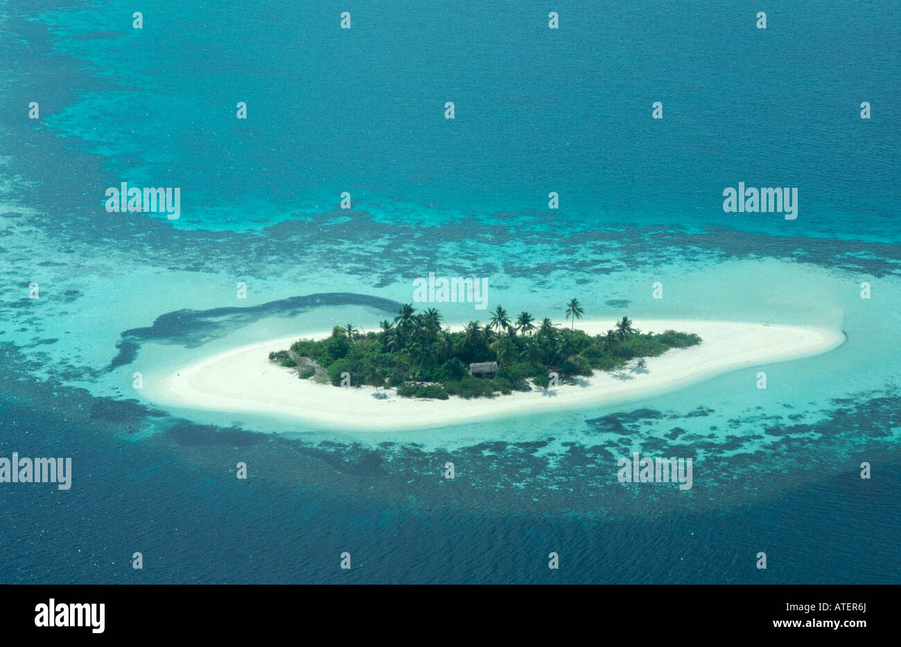 Tropical Island / Tropische Insel Stock Photo - Alamy