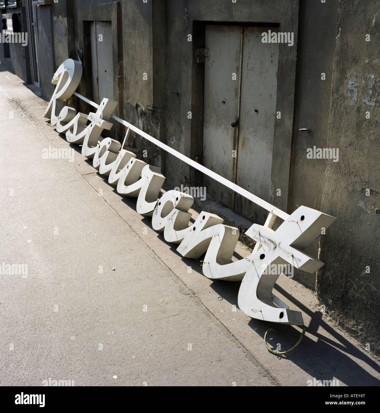 An old restaurant neon sign Stock Photo - Alamy