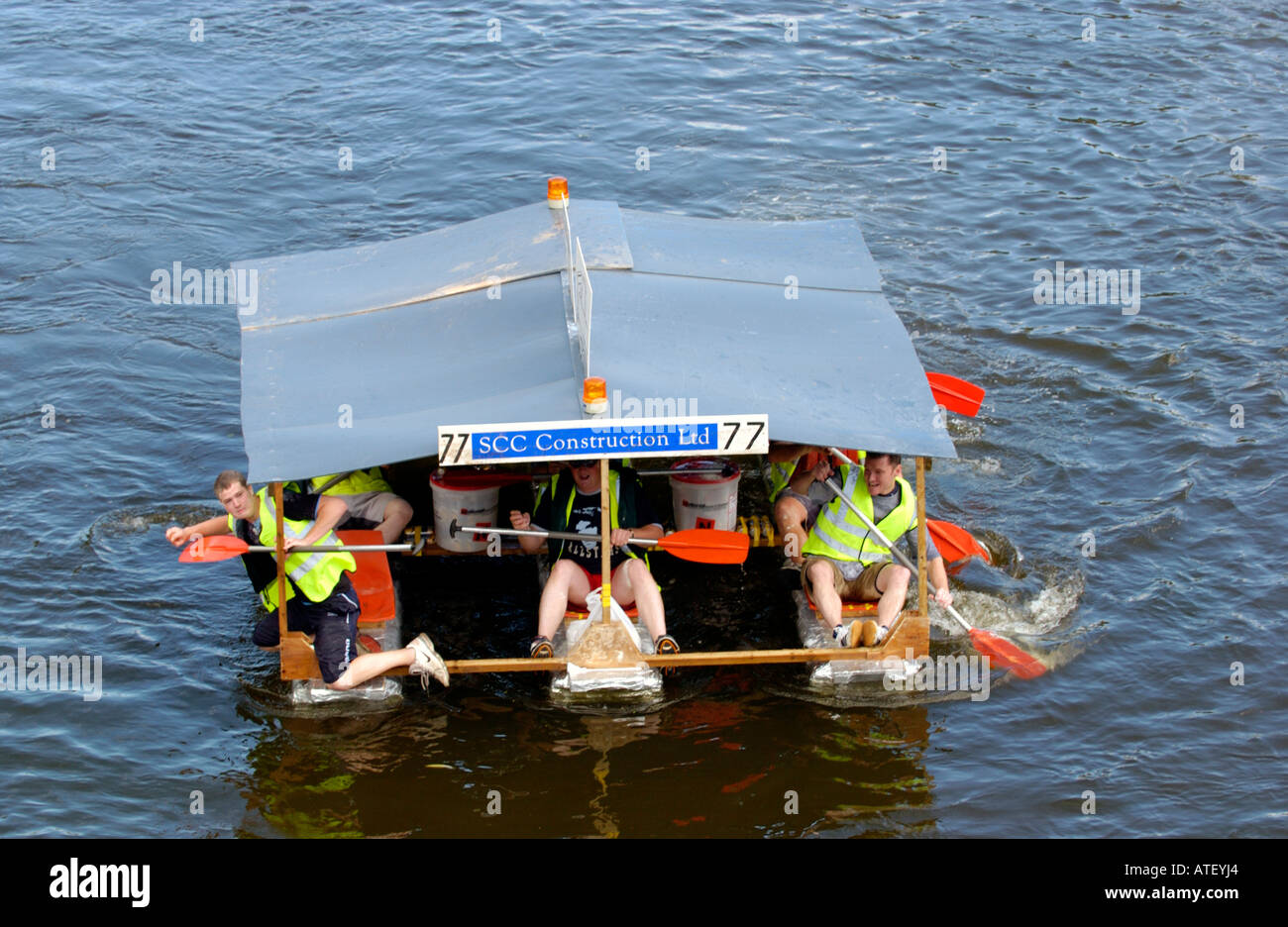 Homemade Raft Stock Photos & Homemade Raft Stock Images - Alamy