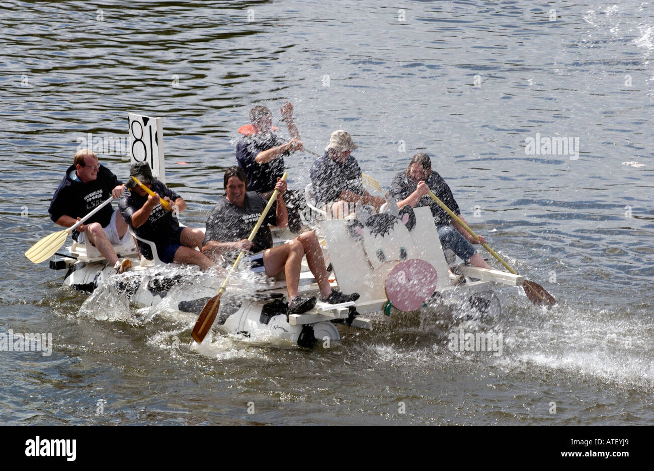 Homemade Raft Stock Photos & Homemade Raft Stock Images - Alamy