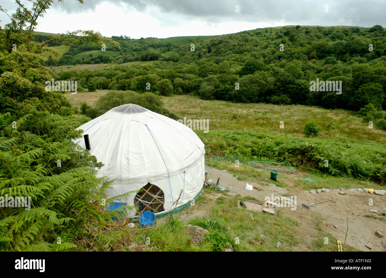 Tipi hi-res stock photography and images - Alamy