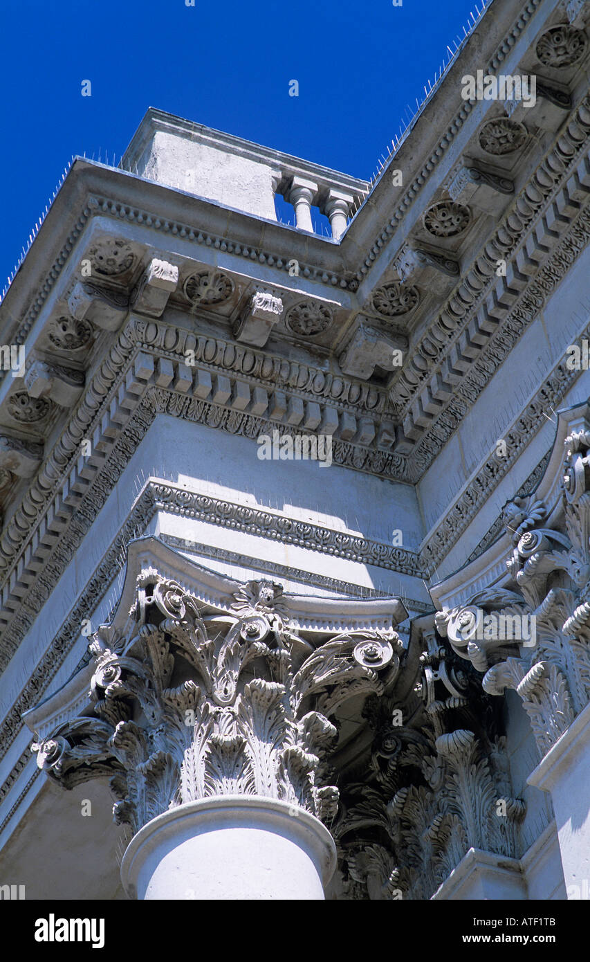 City Hall detail of column Dublin Stock Photo - Alamy