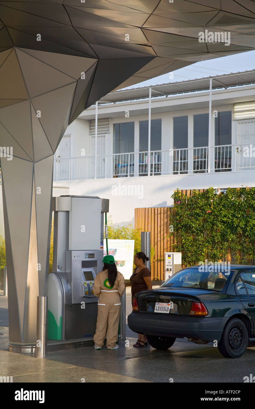 Helios house bp hi-res stock photography and images - Alamy