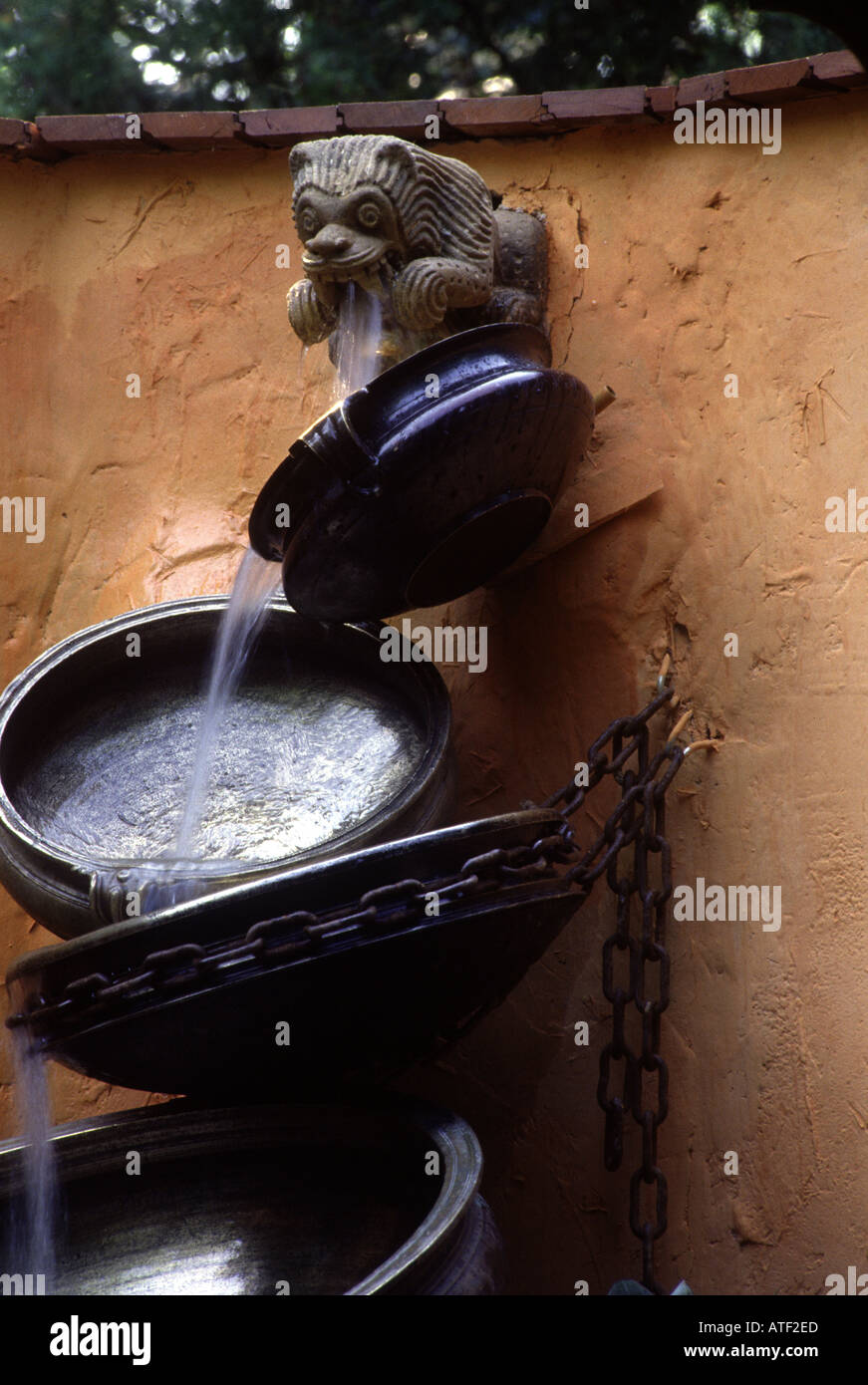 Japanese style water feature Stock Photo - Alamy
