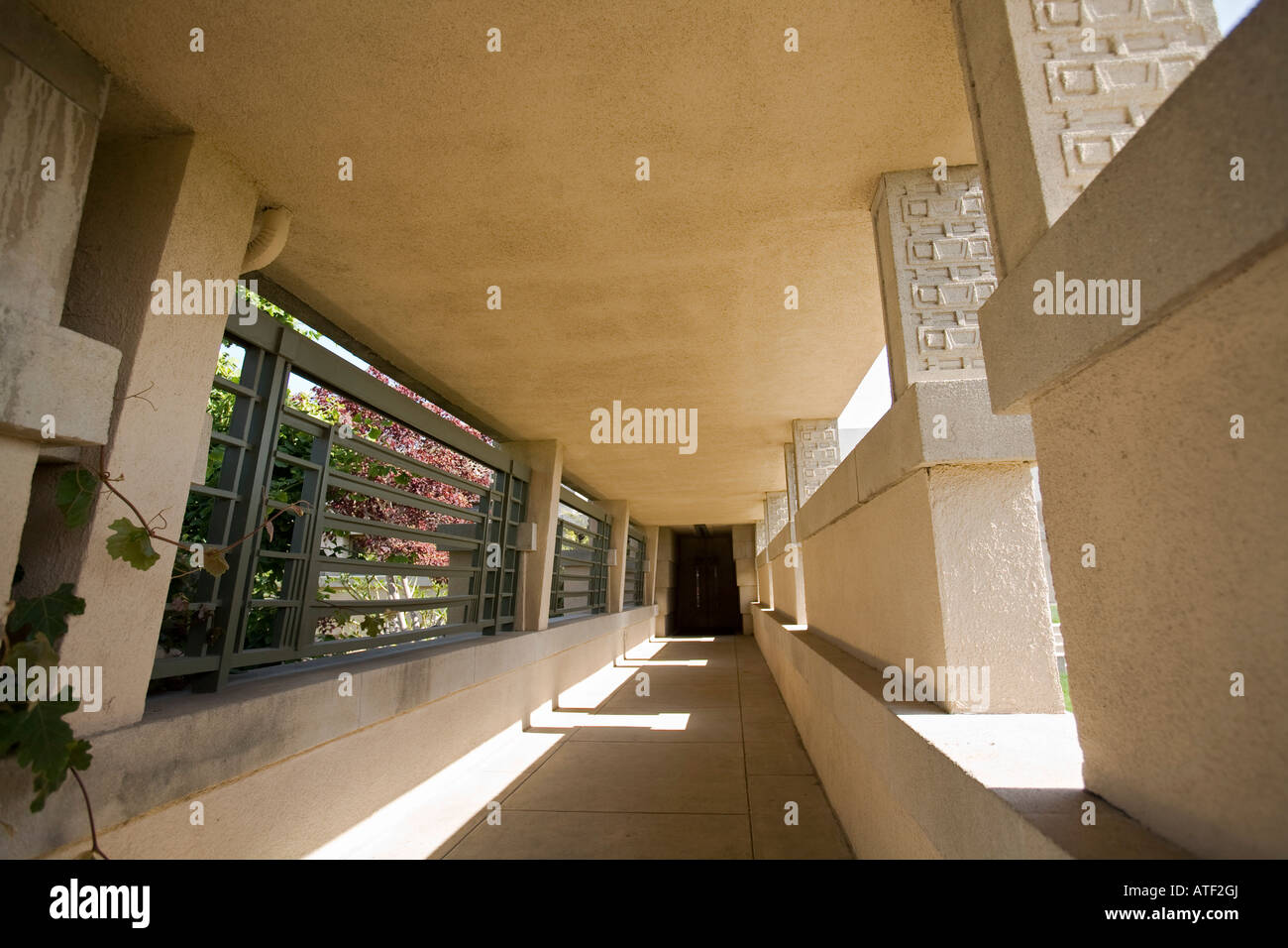 Hollyhock House by Frank Lloyd Wright, Barnsdall Art Park, Los Angeles ...