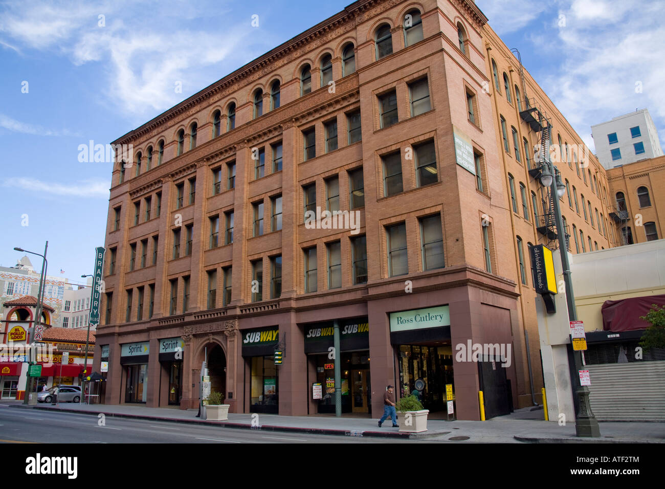 Bradbury Building (from the movie "Bladerunner"), Broadway, Dowtown Los ...
