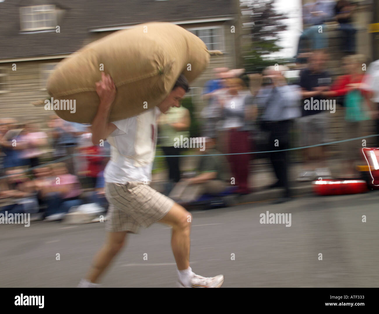 The woolpack hi-res stock photography and images - Alamy