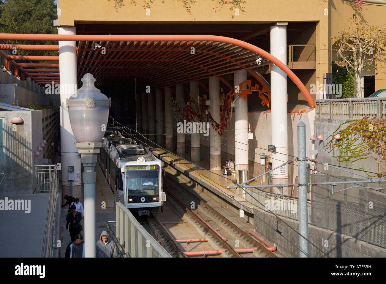 Suburban train station usa hi-res stock photography and images - Alamy