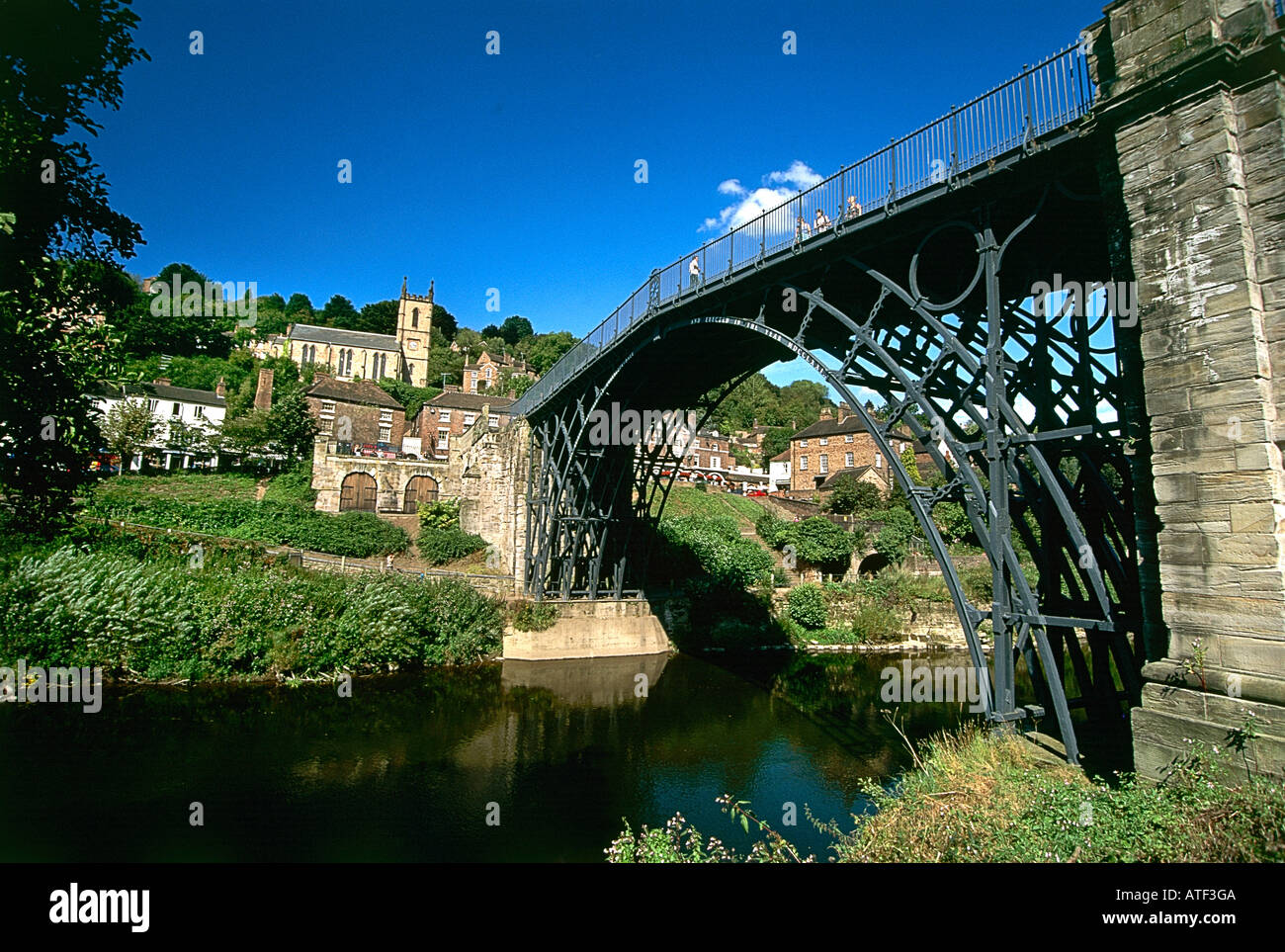 Iron Bridge over River Severn at Ironbridge Stock Photo - Alamy