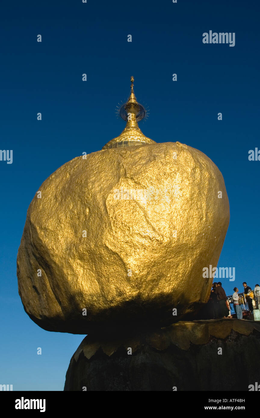 Worshippers at Kyaiktiyo Golden Rock Mon State Myanmar Stock Photo - Alamy