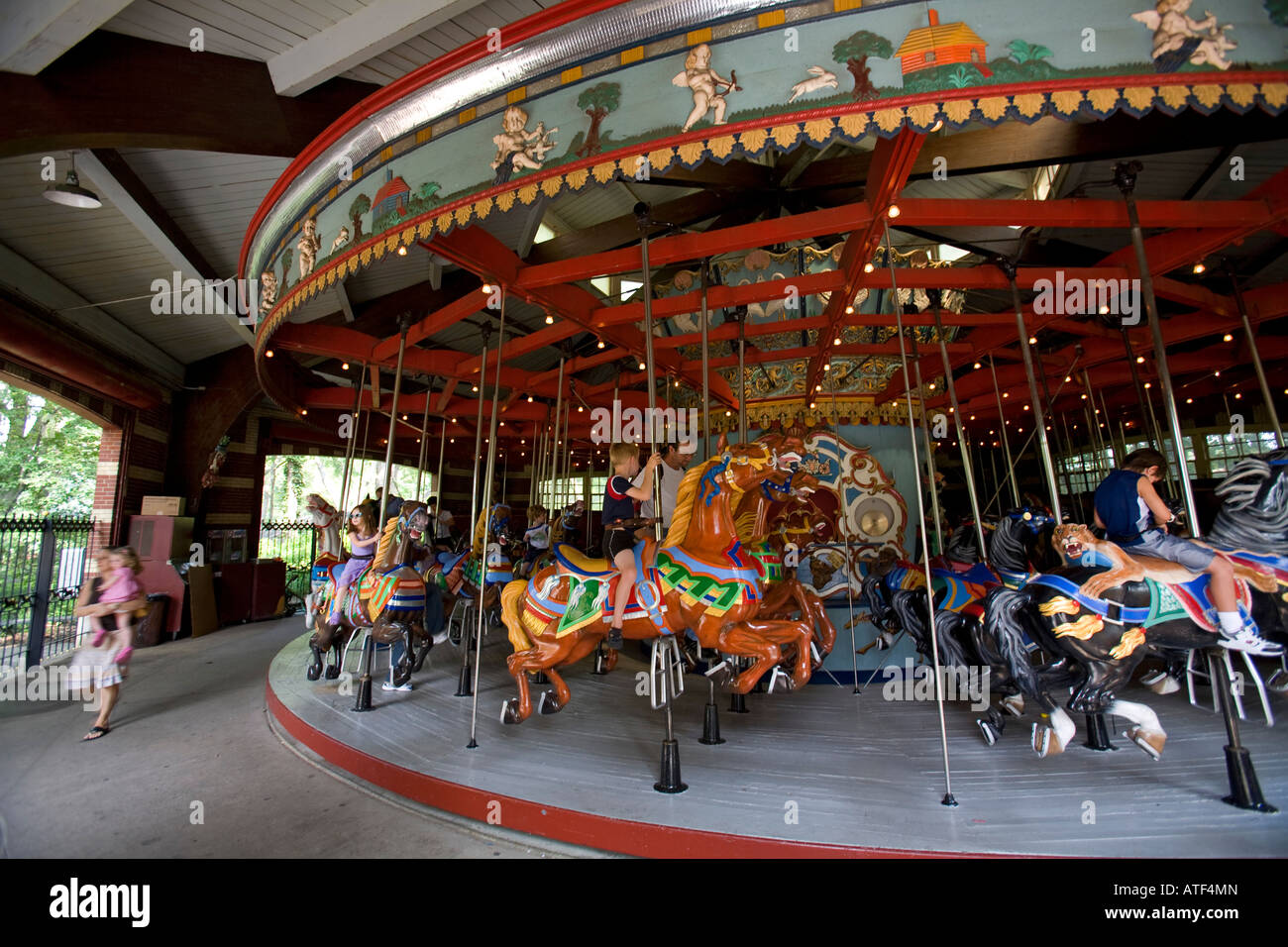 Carousel, Central Park, Manhattan, New York Stock Photo - Alamy