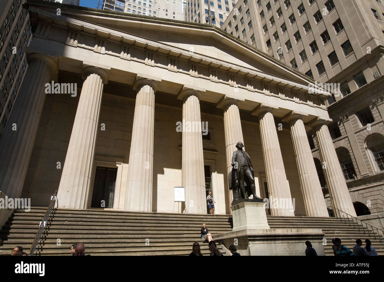 Federal hall new york city hi-res stock photography and images - Alamy