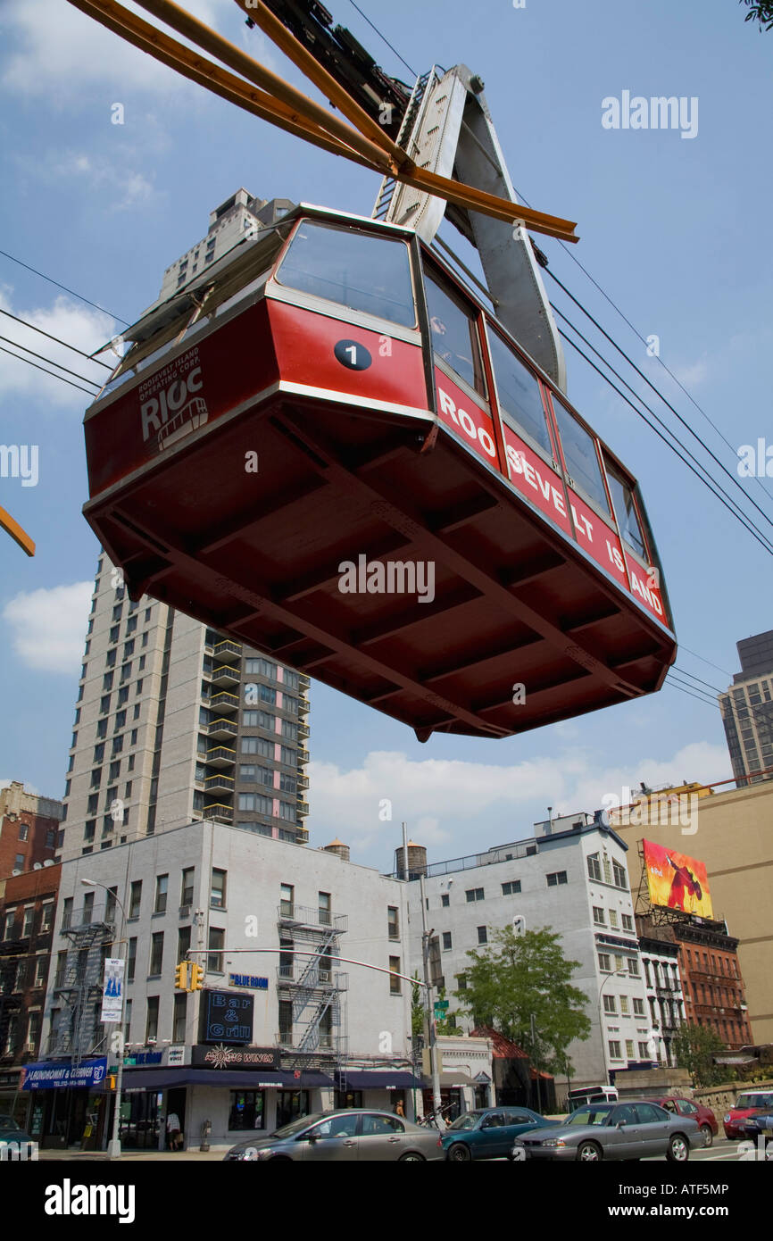 Roosevelt Island Tram, Manhattan, New York Stock Photo - Alamy