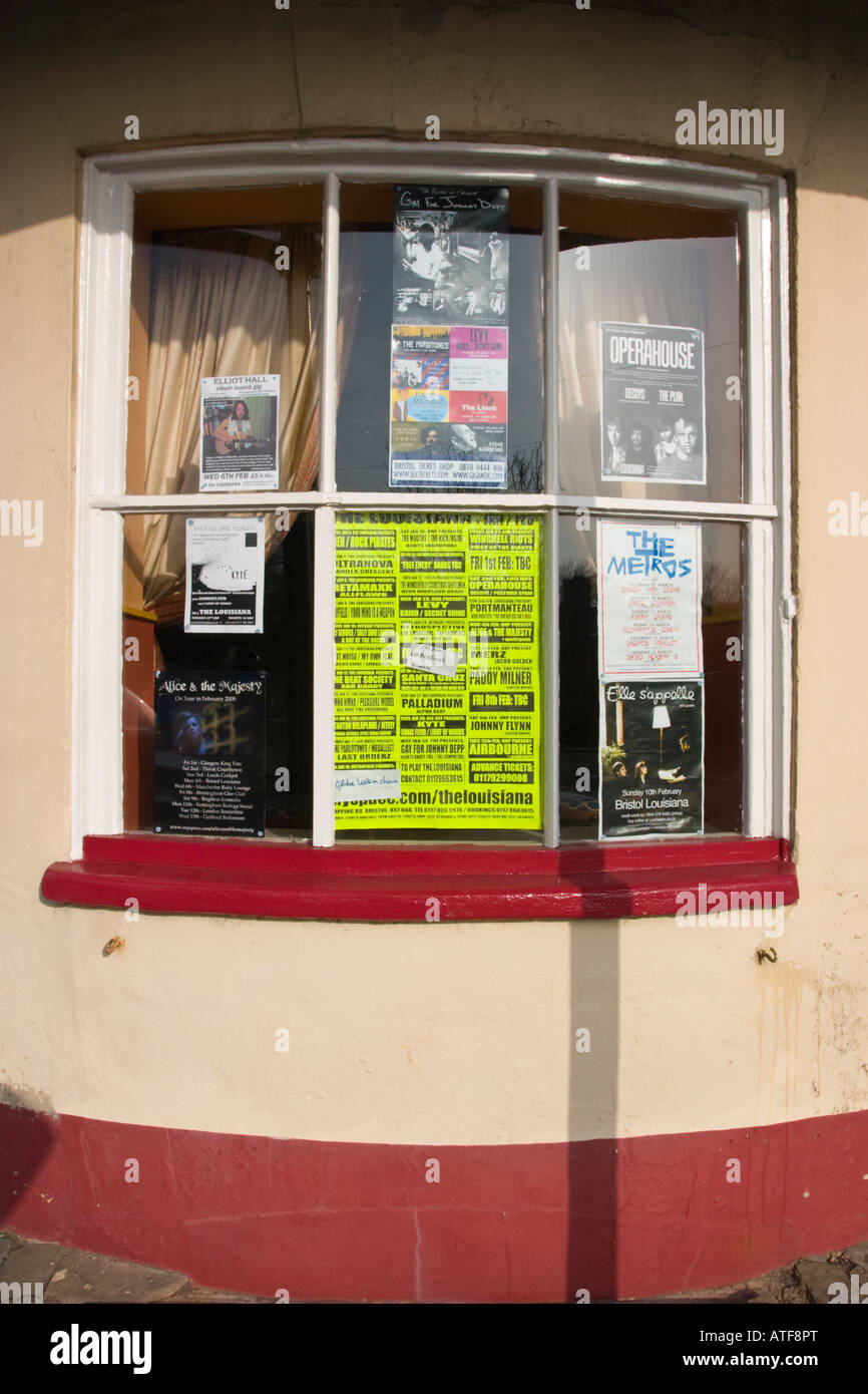 Bow window hi-res stock photography and images - Alamy