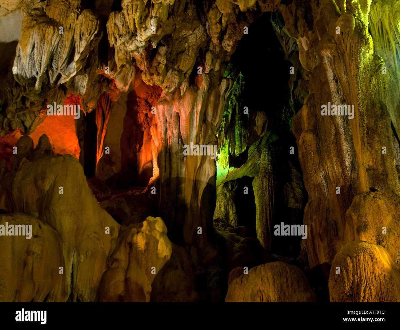 Stalagmite formations hi-res stock photography and images - Alamy
