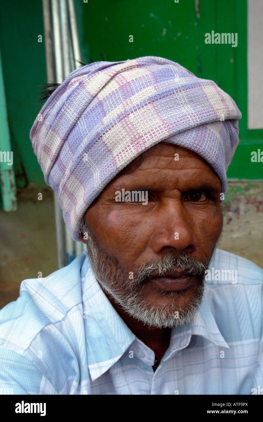 Portrait with headgear hi-res stock photography and images - Alamy