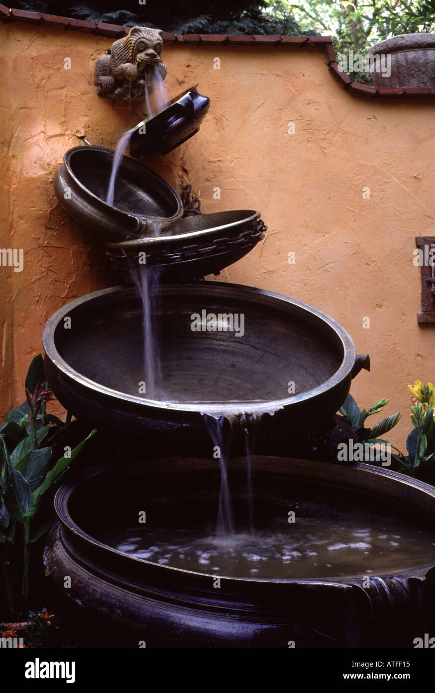 Chelsea water features hi-res stock photography and images - Alamy