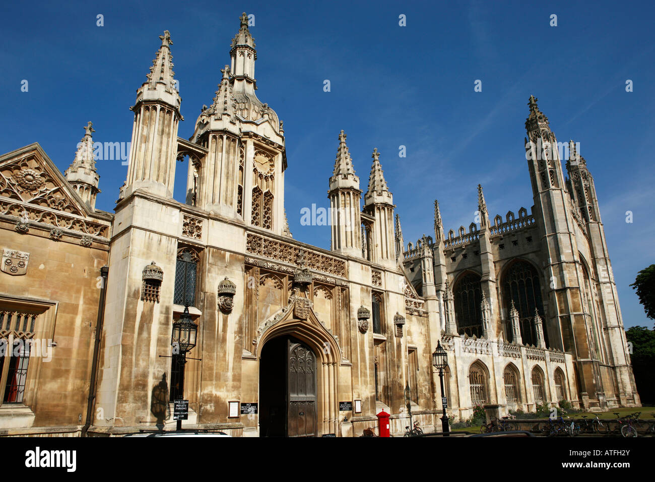 King's College chapel, gate house and screen Cambridge, England Stock ...