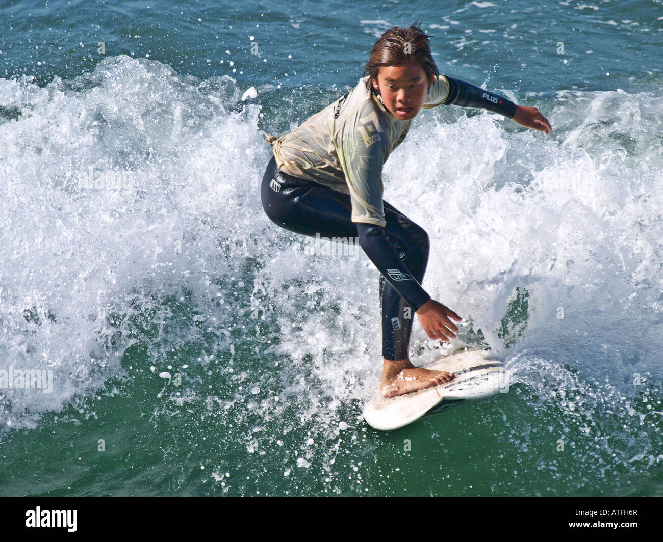 Catches waves hi-res stock photography and images - Alamy
