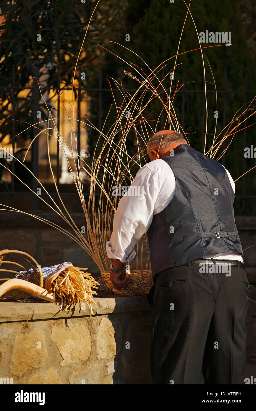 Basket weaving, Tuscany, Italy Stock Photo - Alamy