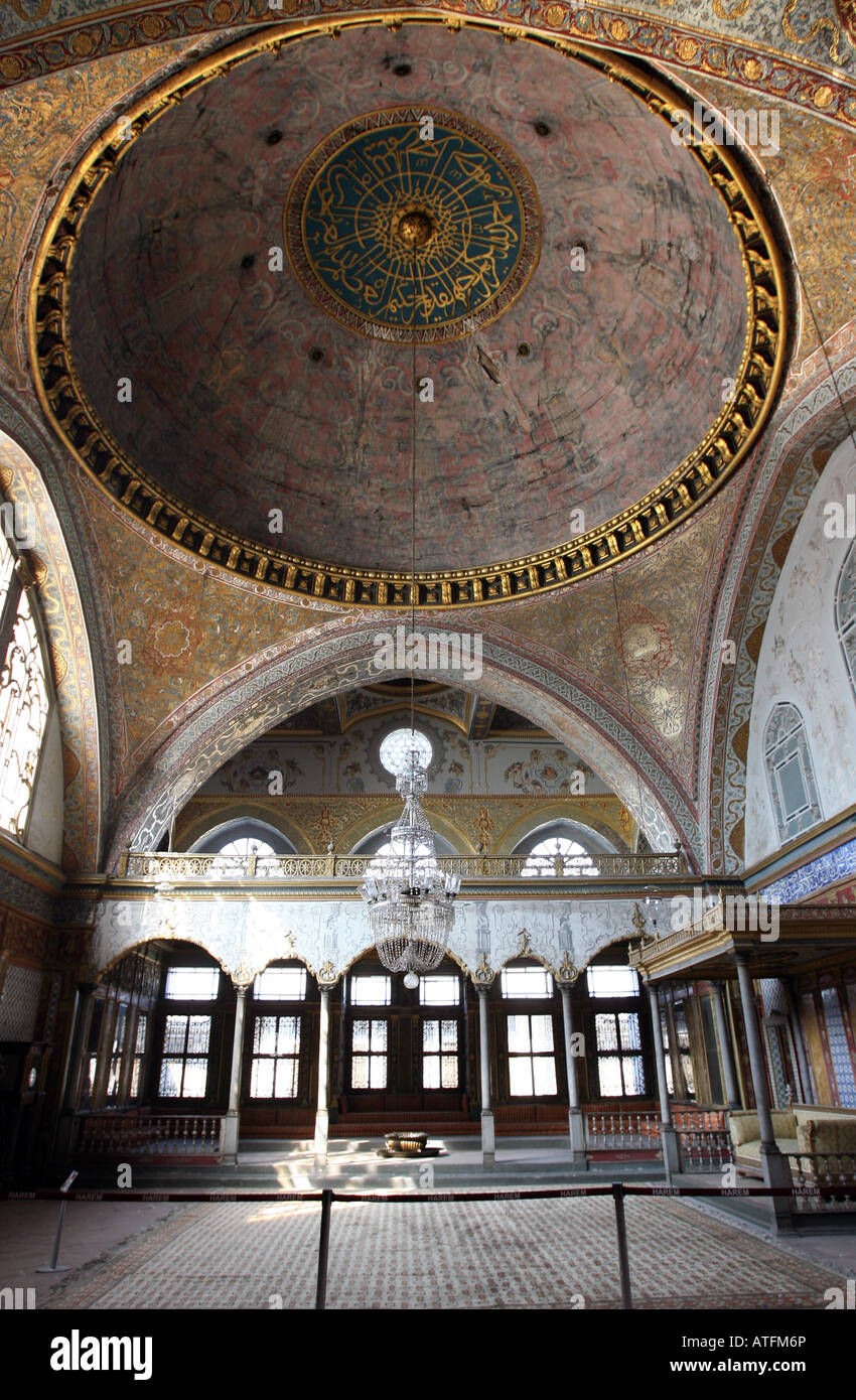 Imperial harem palace hi-res stock photography and images - Alamy