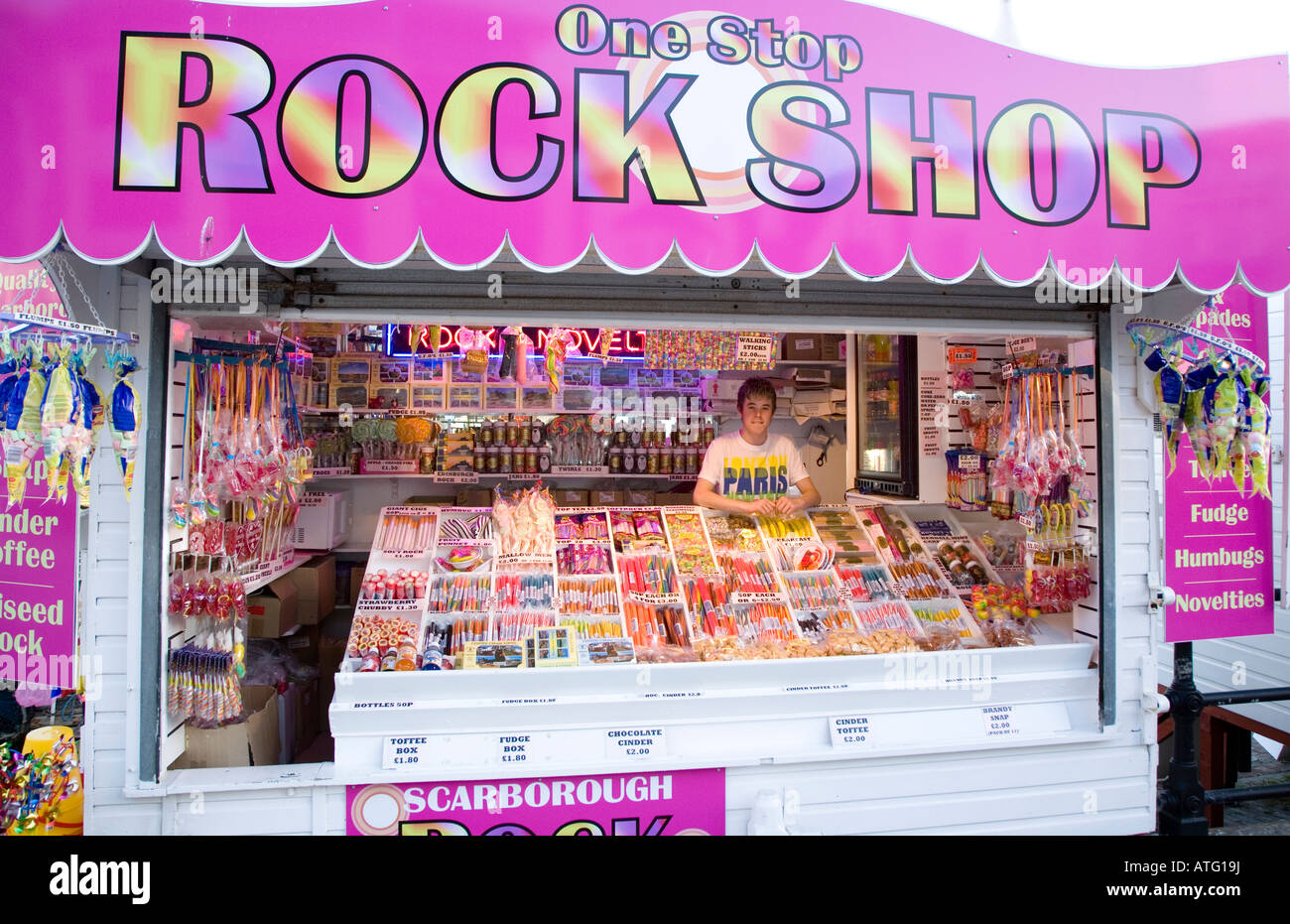 Scarborough rock stall hi-res stock photography and images - Alamy