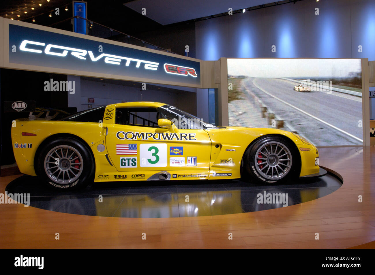 2005 Chevrolet Corvette C6 R racing car at the North American ...