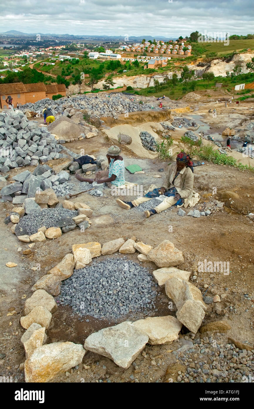 STONE QUARRY - MANANTENASOA - MADAGASCAR - AFRICA Stock Photo - Alamy
