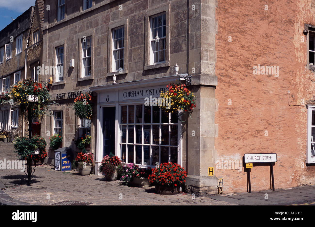 High street corsham wiltshire hi-res stock photography and images - Alamy