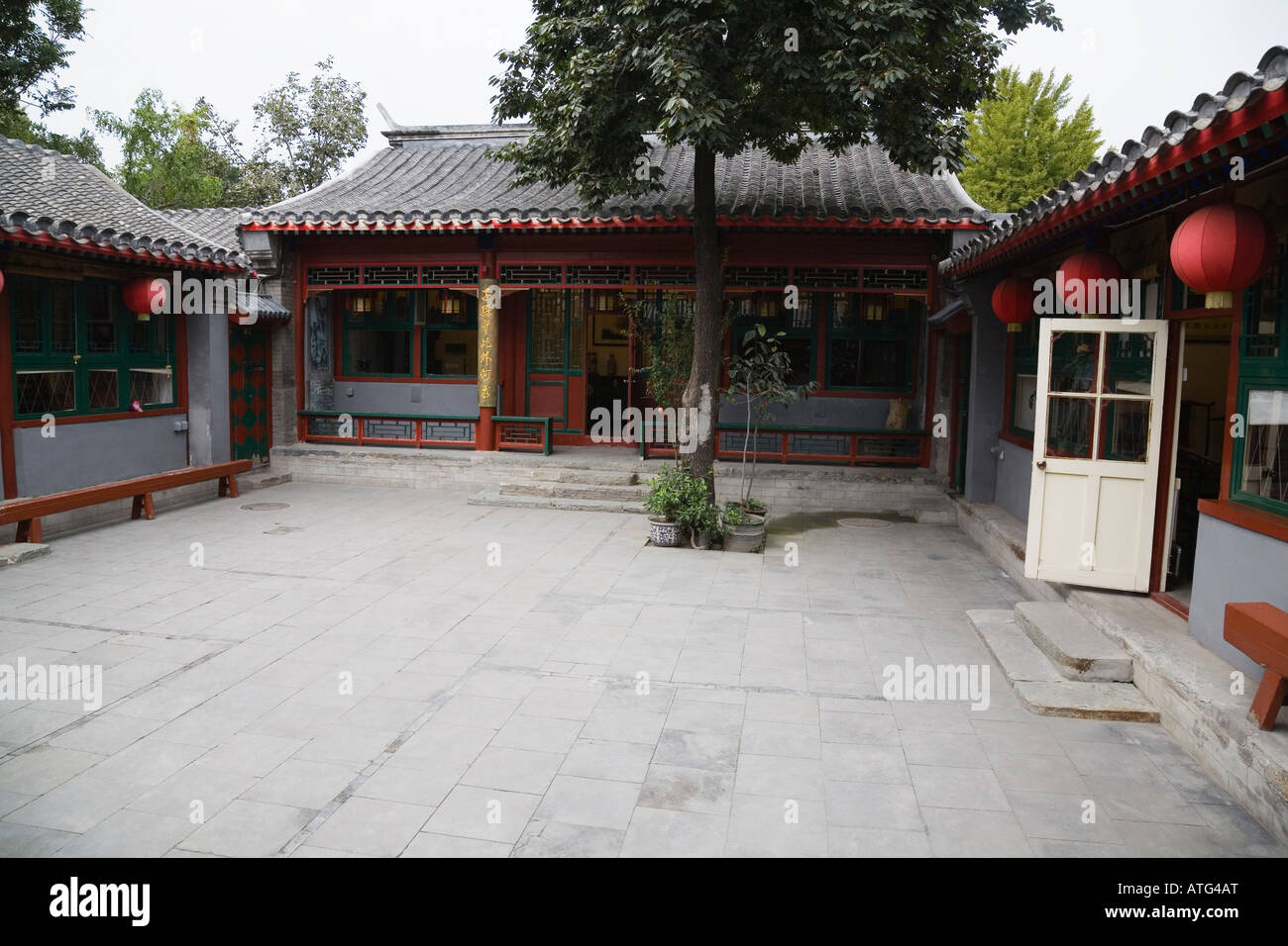 Traditional Chinese house, Beijing, China Stock Photo - Alamy