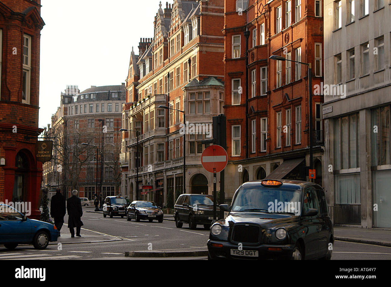 Mount Street, London, England Stock Photo - Alamy