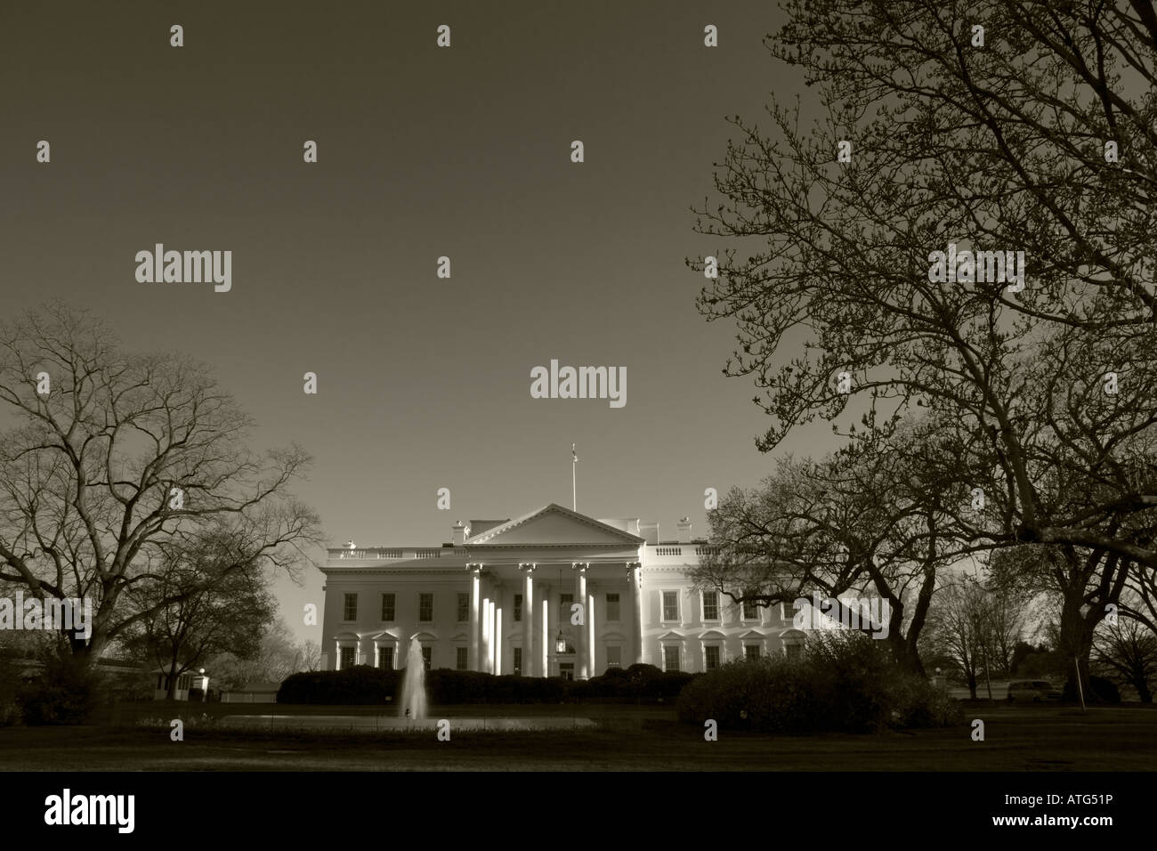 North portico white house hi-res stock photography and images - Alamy
