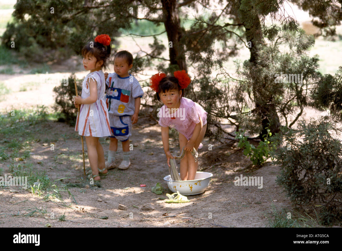 Communist children hi-res stock photography and images - Alamy
