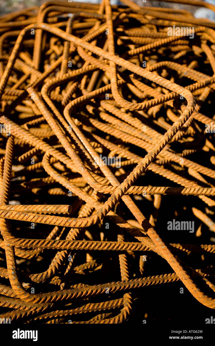 Messy pile of U - shaped bent rusty rebars Stock Photo - Alamy
