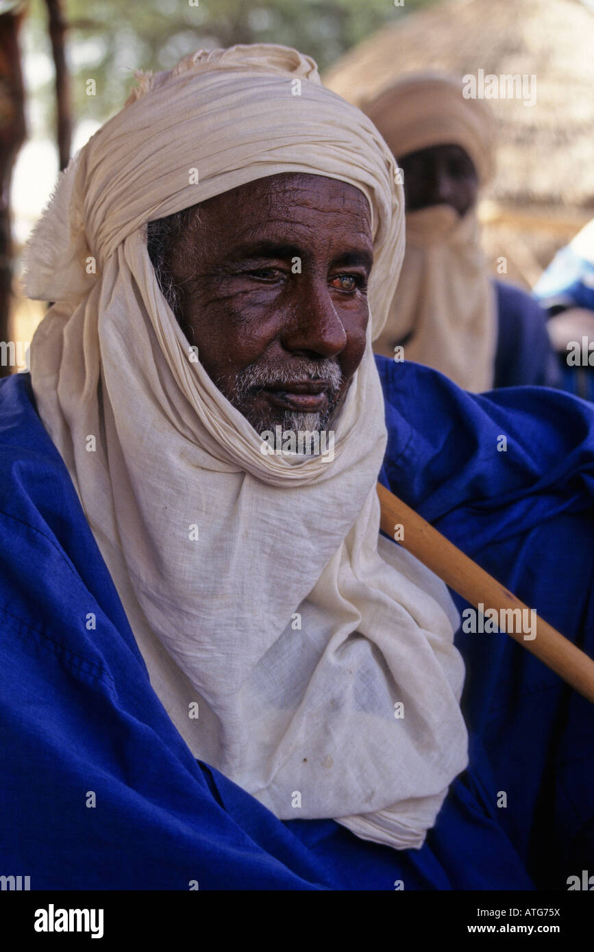 Turban and veil hi-res stock photography and images - Alamy