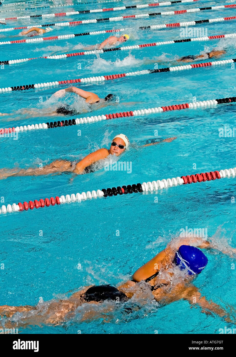 Swimmers finish hi-res stock photography and images - Alamy