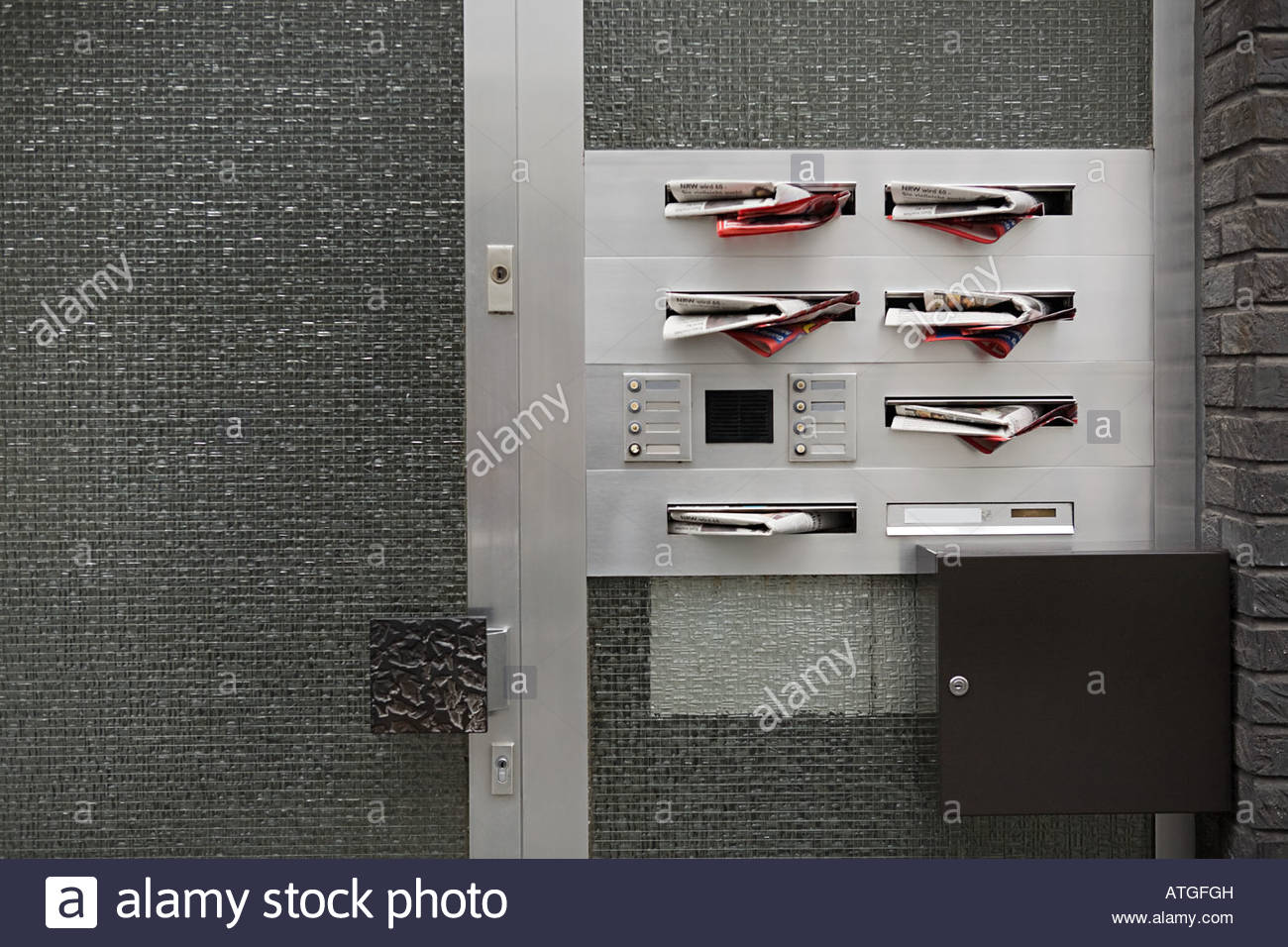 Postboxes Stock Photos & Postboxes Stock Images - Alamy