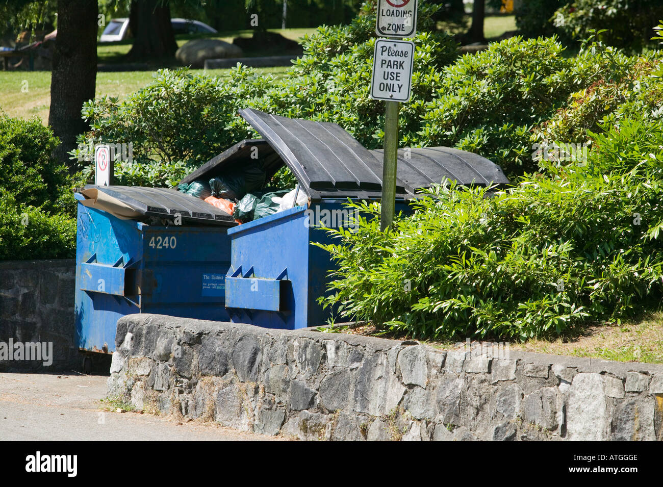 By the dumpster hi-res stock photography and images - Alamy