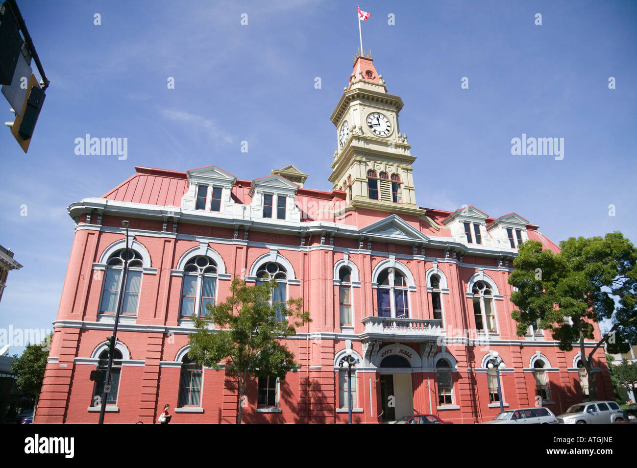 Victoria british columbia city hall hi-res stock photography and images ...