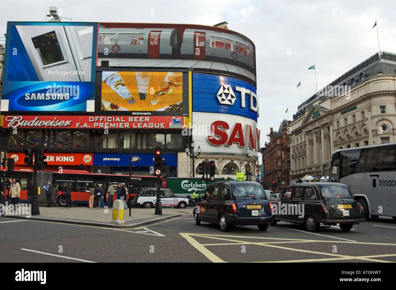 Piccadilly Circus Sign Stock Photo - Alamy