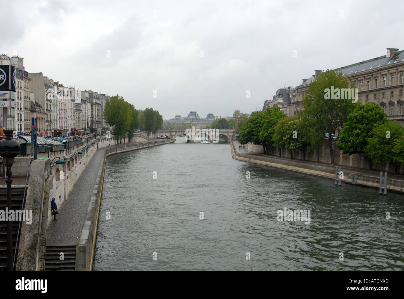 Sunday afternoon on river hi-res stock photography and images - Alamy