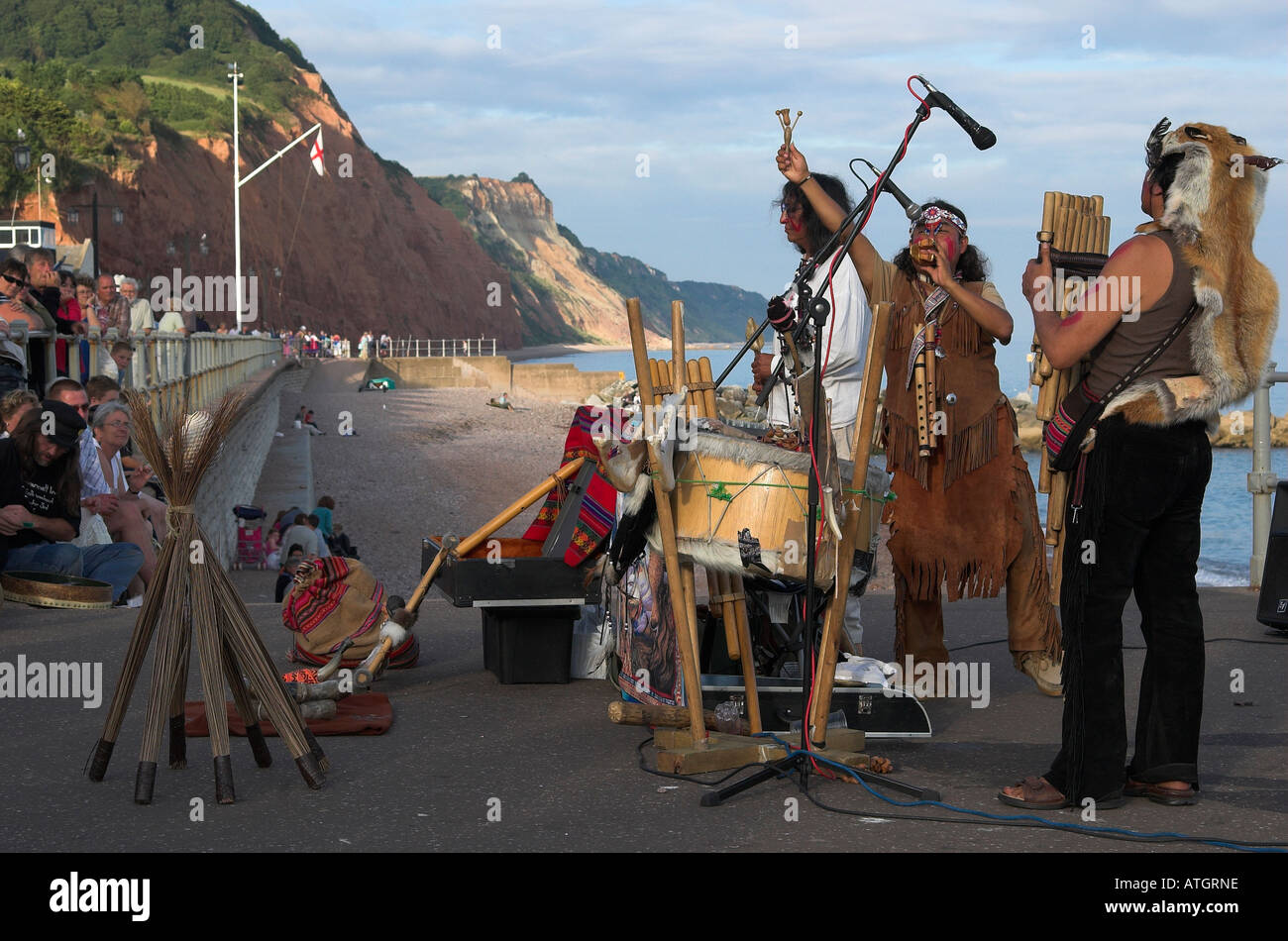 Native American musicians on the promenade during Folk Week 2006 ...