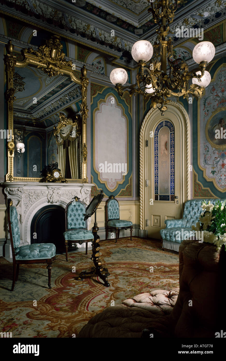 Victoria morse libby mansion hi-res stock photography and images - Alamy