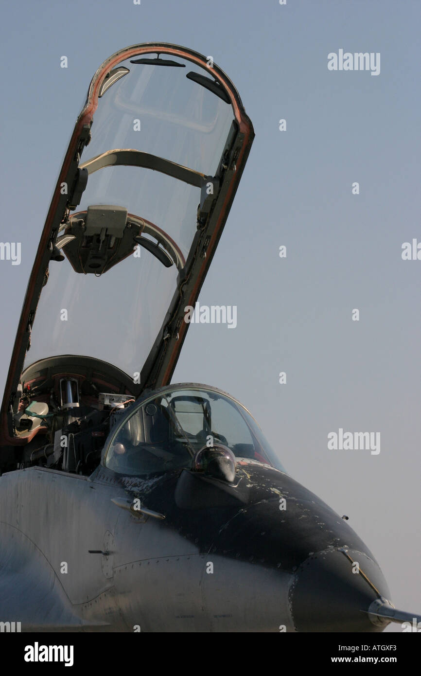 Mig29 cockpit hi-res stock photography and images - Alamy